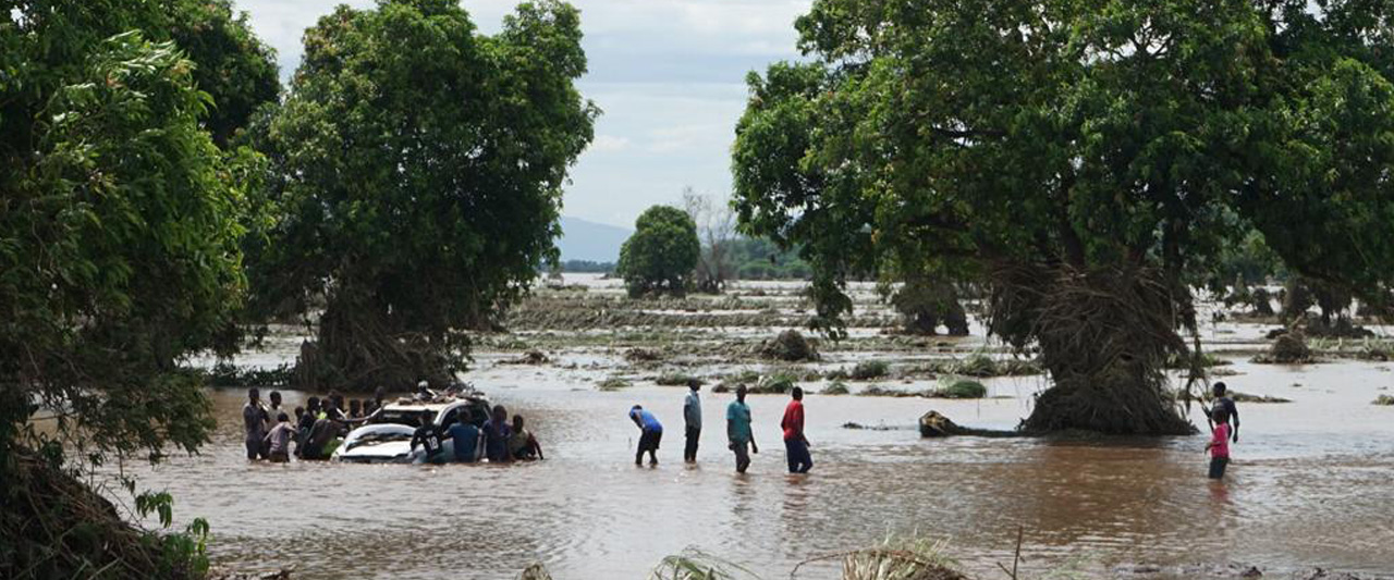 Coordinating a response after cyclones and flooding - Ipas